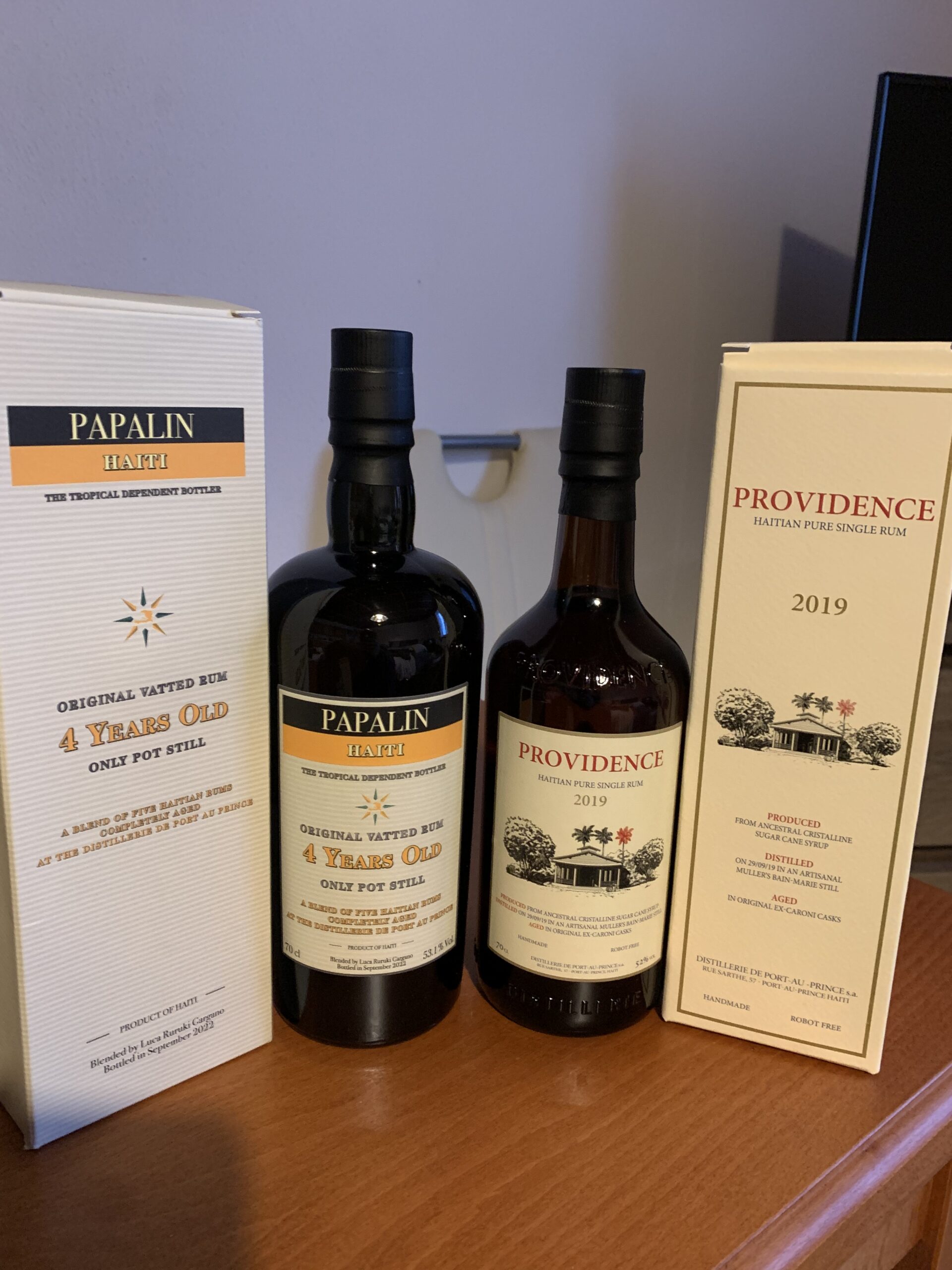 Velier Papalin Haiti+Velier Providence 2019 investiční alkohol na ...