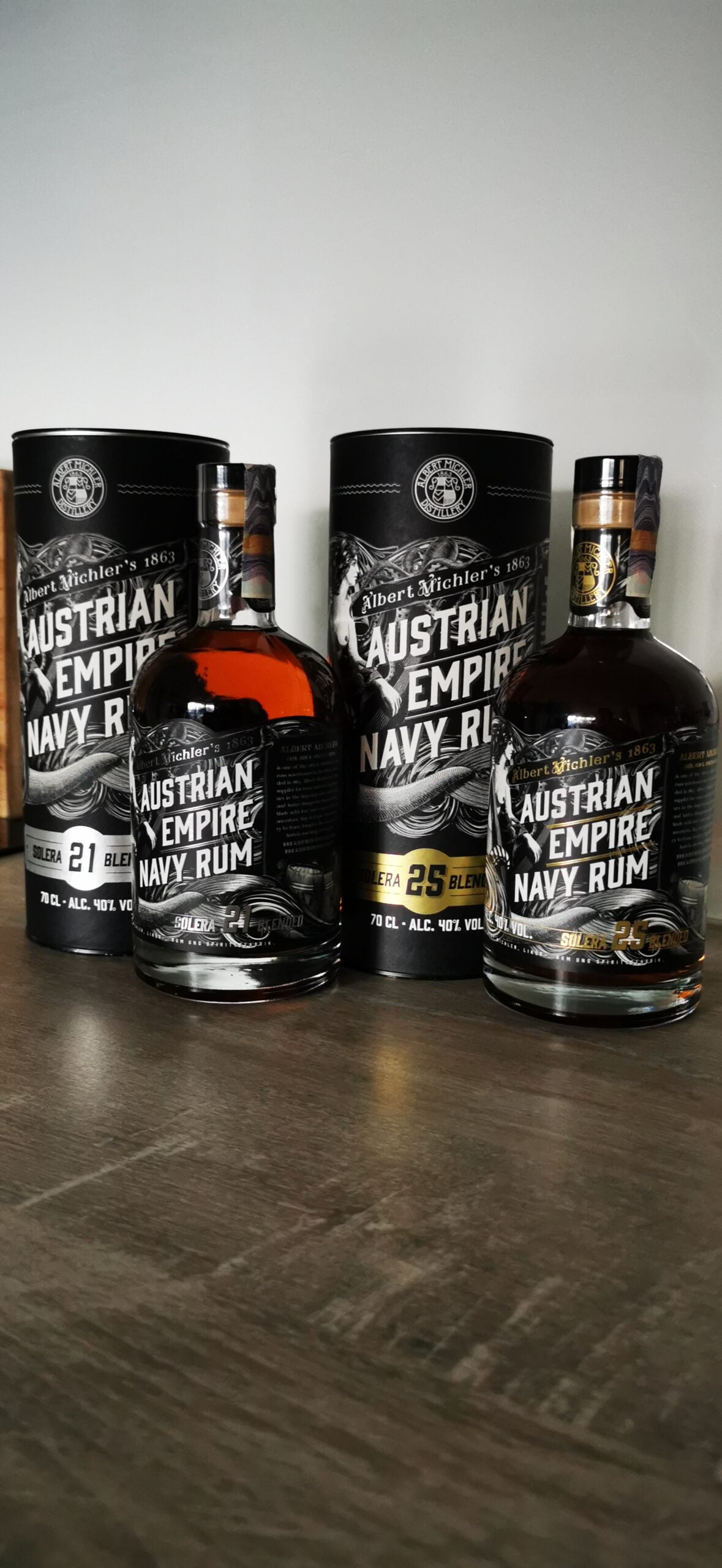 Rum Austrian Empire 21 a 25 investiční alkohol na prodej - Alkobazar.cz