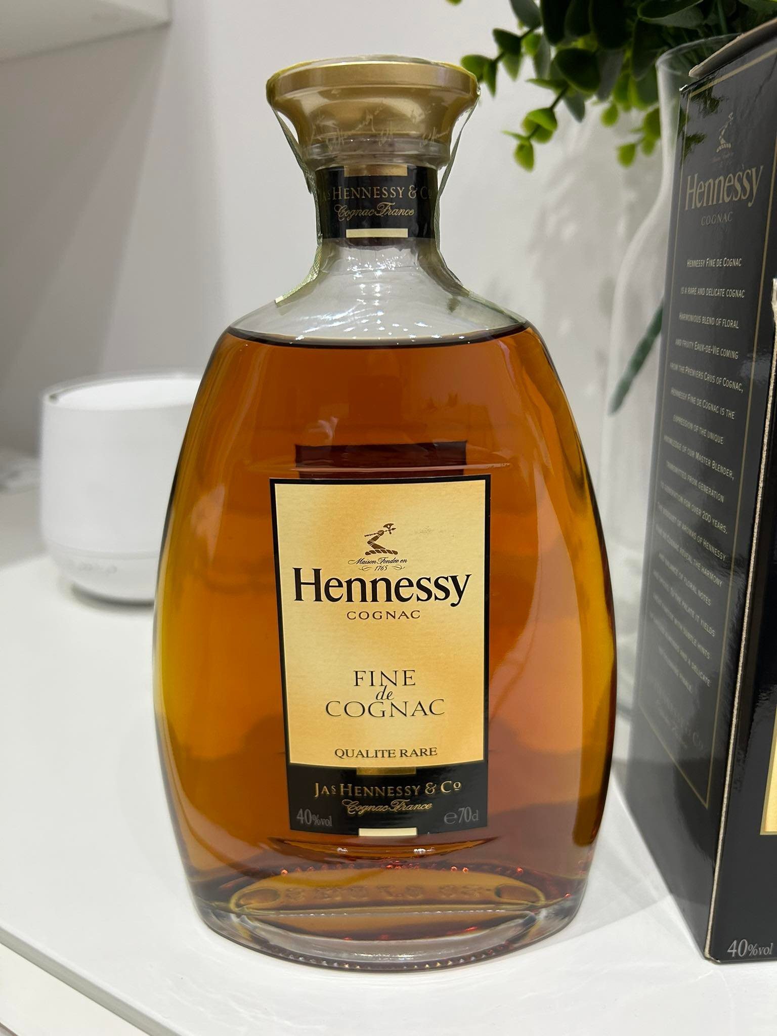 Hennessy Fine de Cognac Qualite Rare 0,7l investiční alkohol na prodej ...