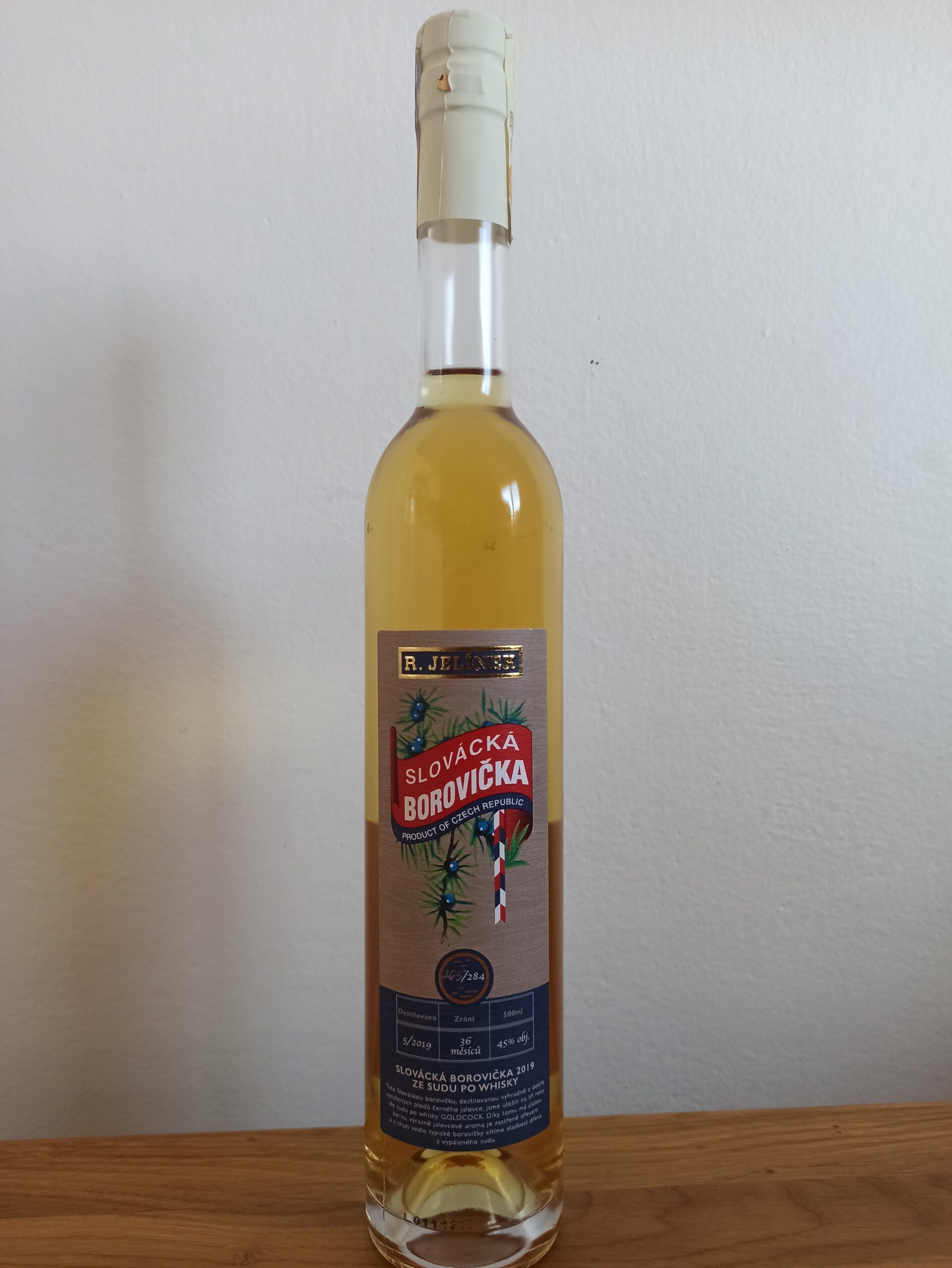 R. Jelínek - Slovácká borovička ze sudu po whisky Goldcock investiční ...